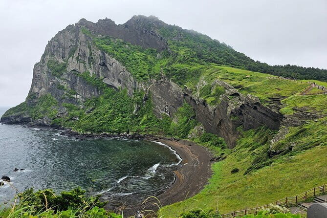 Jeju Day Tour(East & South)- Depart Jeju Airport, Finish anywhere - Key Points