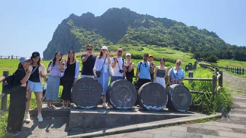 Jeju: Eastern UNESCO Sites Tour with Haenyeo Show - FAQs