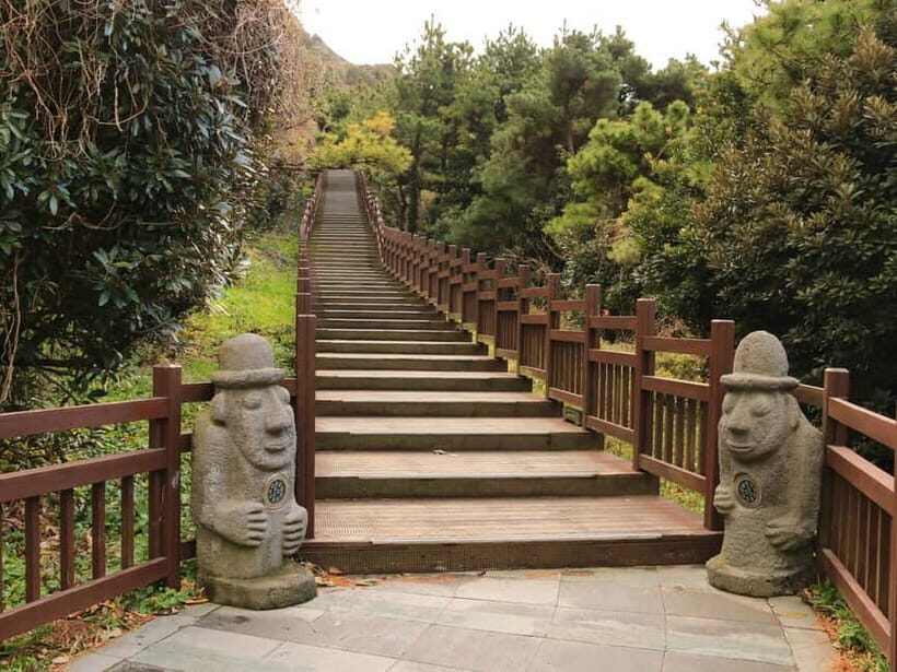 Jeju Island Customized Private Tour: East, WestSouth Routes - Key Points