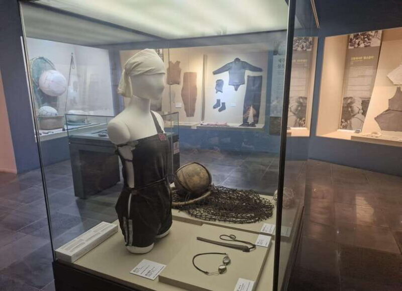 Jeju Island: Eastern Tour for Leisurely Walkers - Diving into Jeju’s Cultural Heritage: The Haenyeo Museum