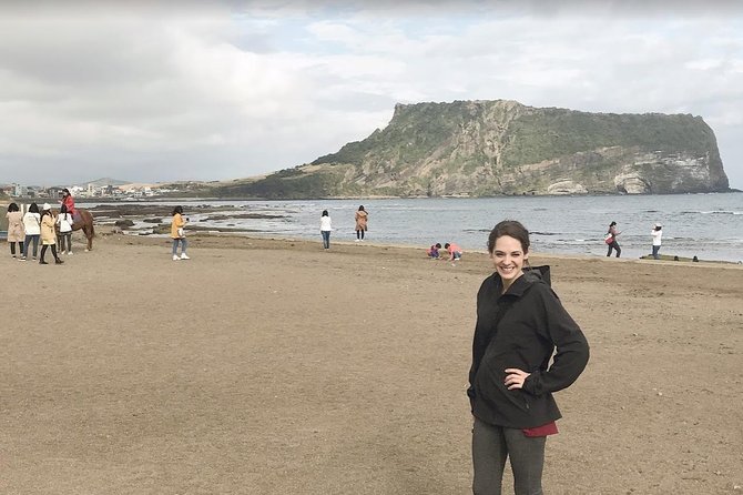 Jeju Island Private Half day Transport : East attractions only - Key Points