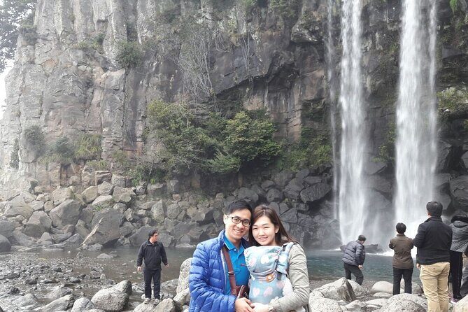 Jeju Island private taxi tour-waterfalls & Oedolgae & Jusangjeoli - An Authentic Taste of Jeju’s Nature and Culture