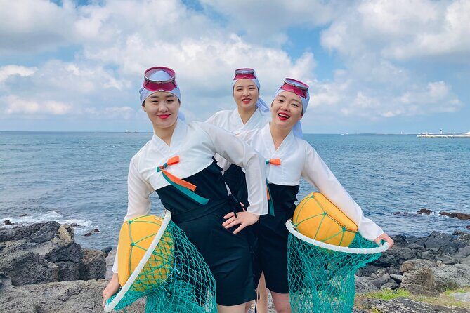 [Jeju] Private Photoshoot with Traditional pearl diver Haenyeo Costume - What the Tour Includes and Why It Matters