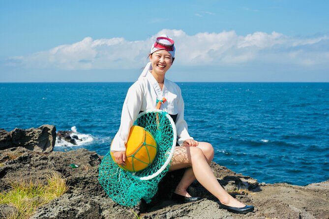 [Jeju] Private Photoshoot with Traditional pearl diver Haenyeo Costume - The Value of This Experience