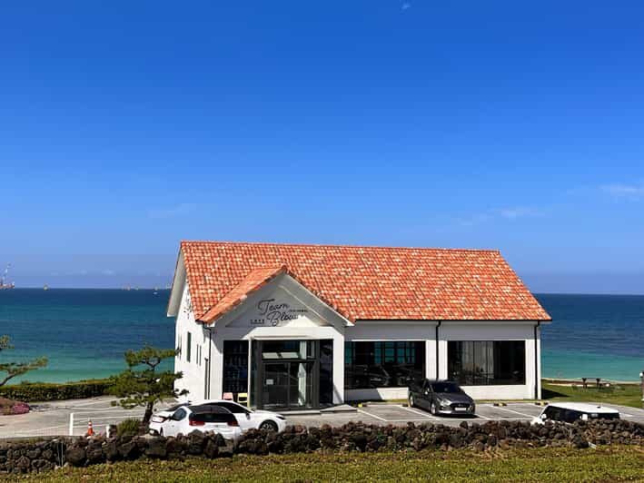 Jeju: West of Jeju Island Bus Tour from Seogwipo City - Transportation and Group Size