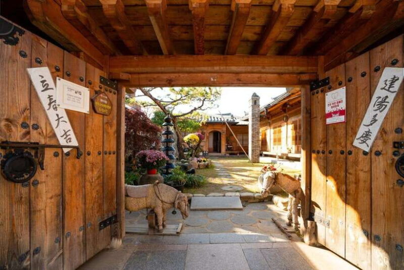 Jeonju Hanok Village and Arboretum + Flower Festival - Who Will Love This Tour?