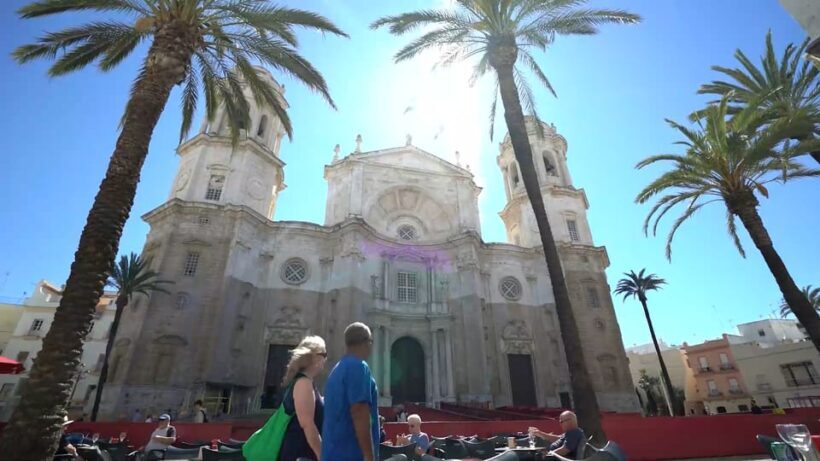 Jerez and Cadiz Private Tour from Seville - Exploring Cádiz: The Oldest European City