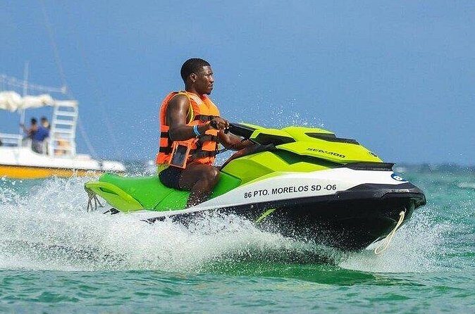 Jet Ski and Parasailing in Montego Bay with Transportation - The Sum Up: Who Should Consider This Tour?
