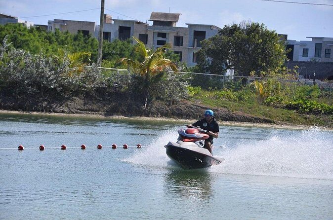 Jet Ski Caribbean Lake Park - Who Will Love This Tour?