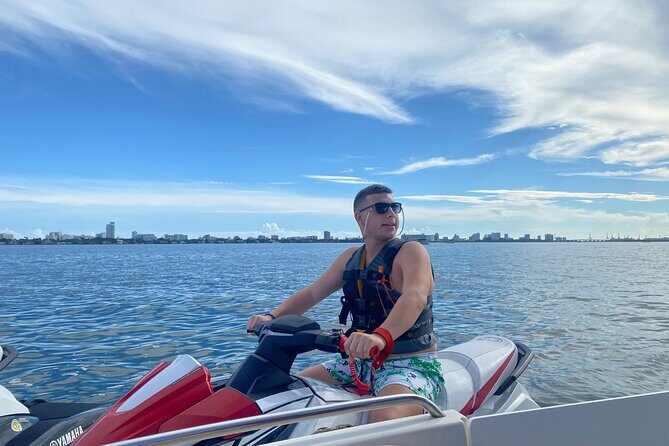 Jet Ski from Downtown Miami - An In-Depth Review of the Jet Ski Experience in Miami