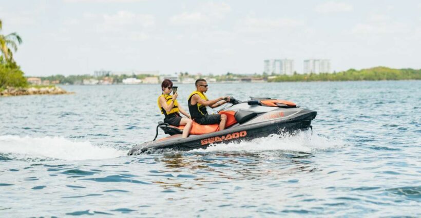 Jet Ski Miami : Experience the Ultimate Water Fun ! - Key Points