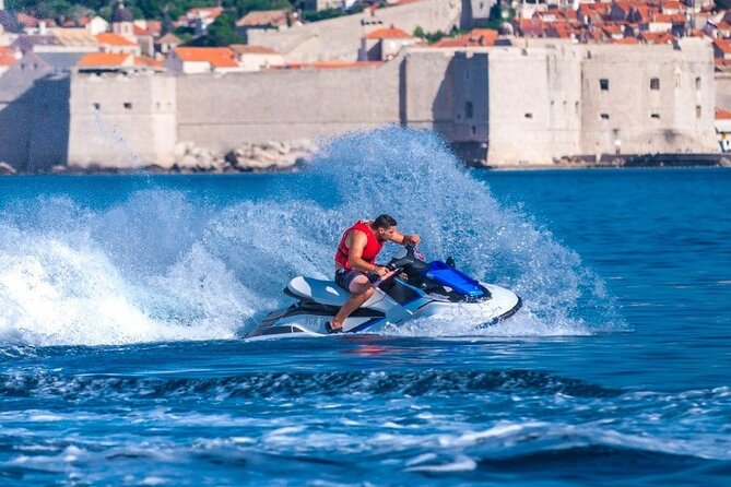 Jet Ski Rent 2h - Health and Safety Considerations