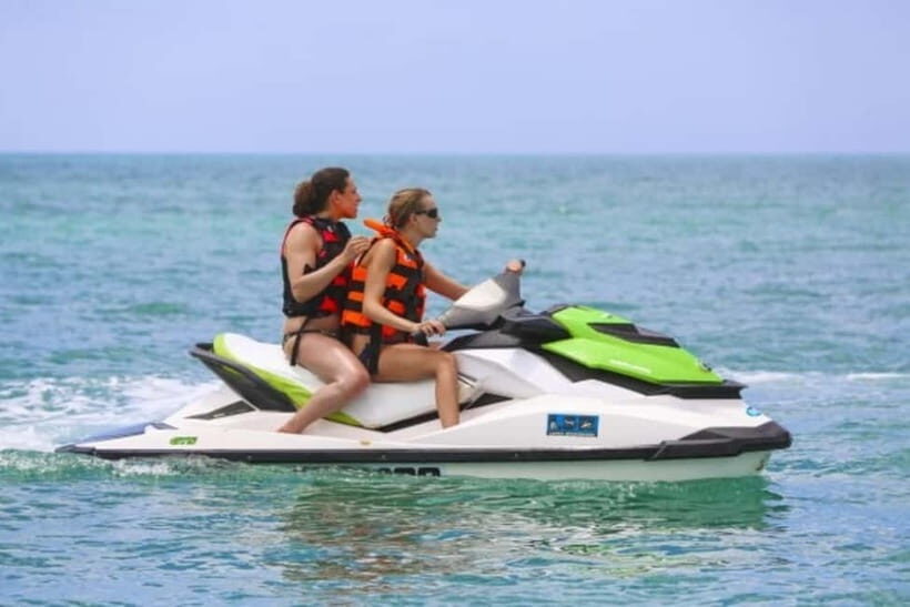 Jet Skiing in Pasikudah - What Makes Jet Skiing in Pasikudah Special?