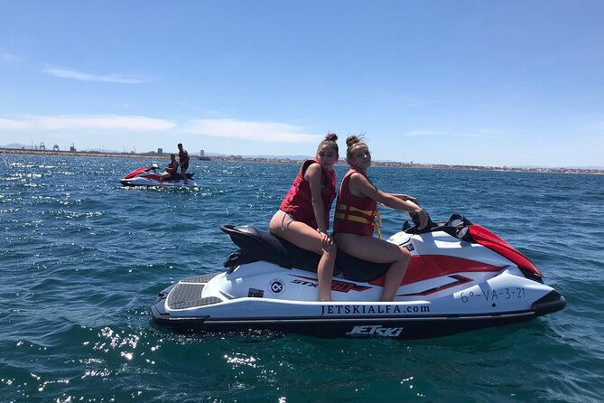 Jetski in Valencia for 30 Minutes for 1 or 2 People - Operating Hours and Availability
