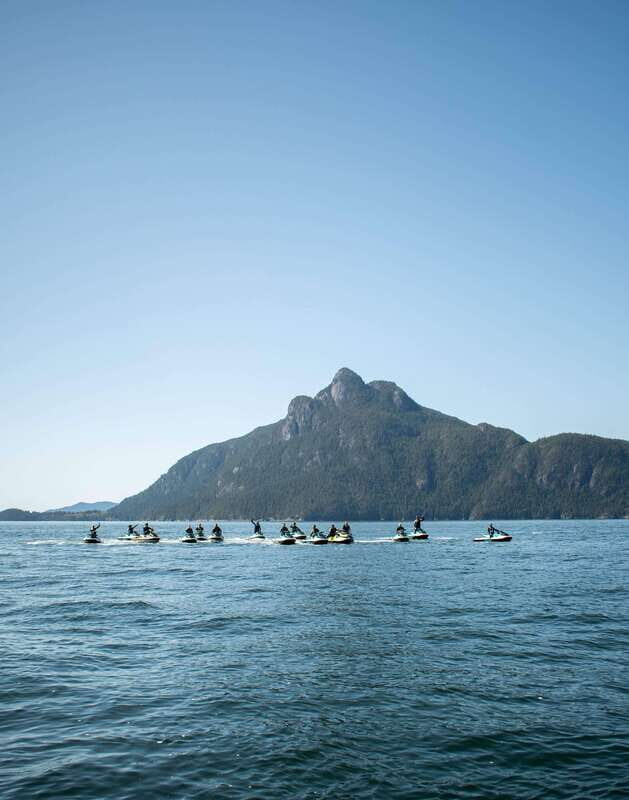 Jetski to Bowen Island, incl beer, wine, coffee or icecream - Key Points