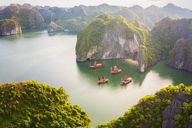 JEWELS OF THE BAY CRUISE - Luxury 1 Day Tour in Halong Bay - Who is this tour best suited for?