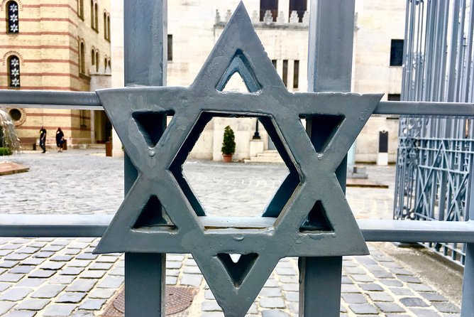 Jewish Heritage of Budapest - Private Tour - Tour Logistics and Accessibility