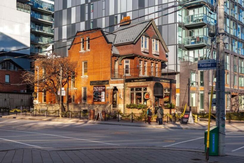 Jewish Heritage Walking Tour of Kensington Market Toronto - FAQs