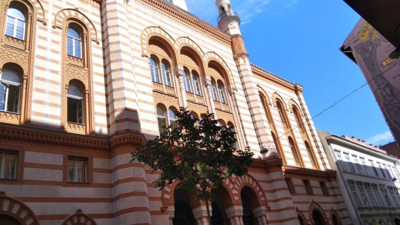 Jewish Quarter & Synagogues with personal stories - A Detailed Look at the Tour Experience