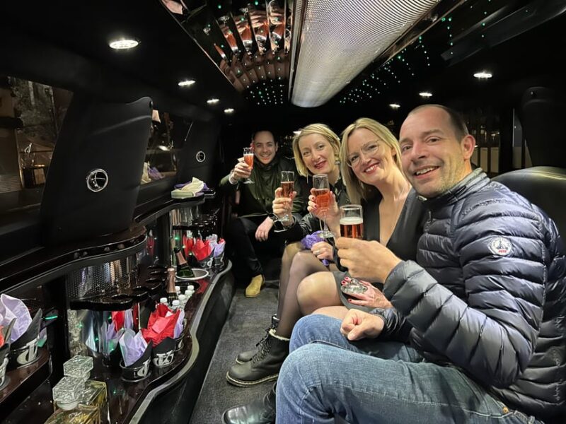 JFK /EWR Airport Stretch Limo Pick Up + One Hour NYC Tour - The Sum Up