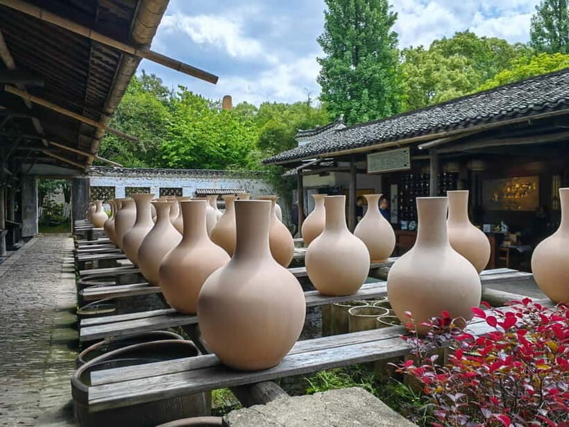 Jingdezhen: Porcelain, Kilns, Art, and Market Tour - Authenticity and Cultural Value