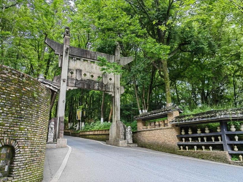 Jingdezhen: Porcelain, Kilns, Art, and Market Tour - Who Will Love This Tour?