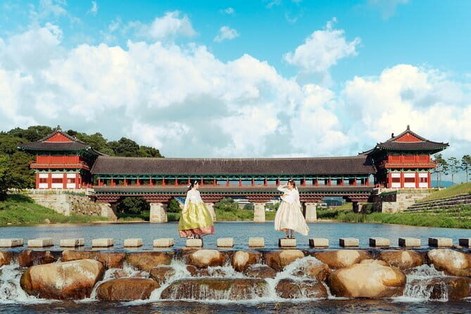 Jinhae Gunhangje Night Tour - FAQ
