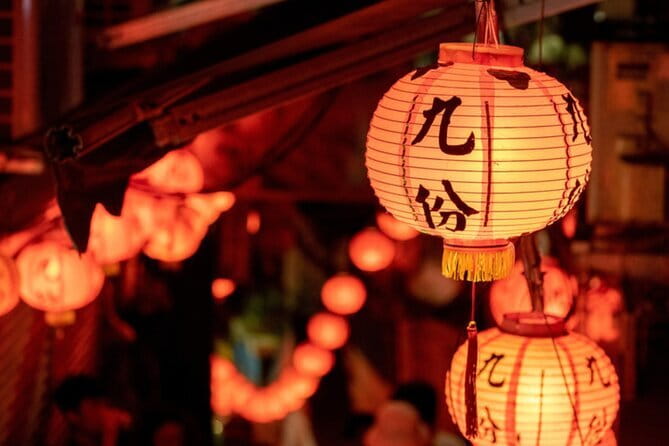 Jiufen, Shifen and Houtong Cat Village Private Tour - Who Should Consider This Tour?