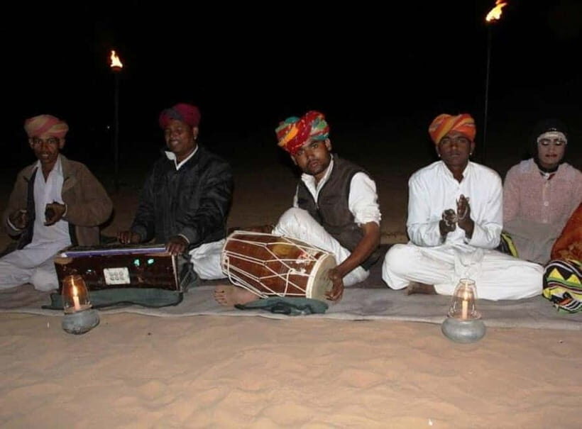Jodhpur : Jeep Safari, Camel Ride,Buffet Dinner & Folk Dance - Who Will Benefit Most?