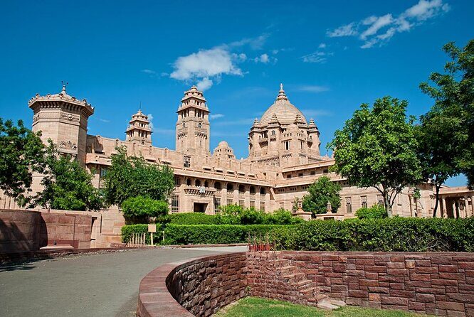 Jodhpur Sightseeing Tour with Guide & Transports - Key Points