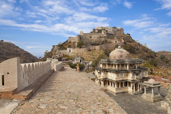 Jodhpur To Udaipur Via Jain Temple & Kumbhalgarh Fort One Way Transfer - Key Points