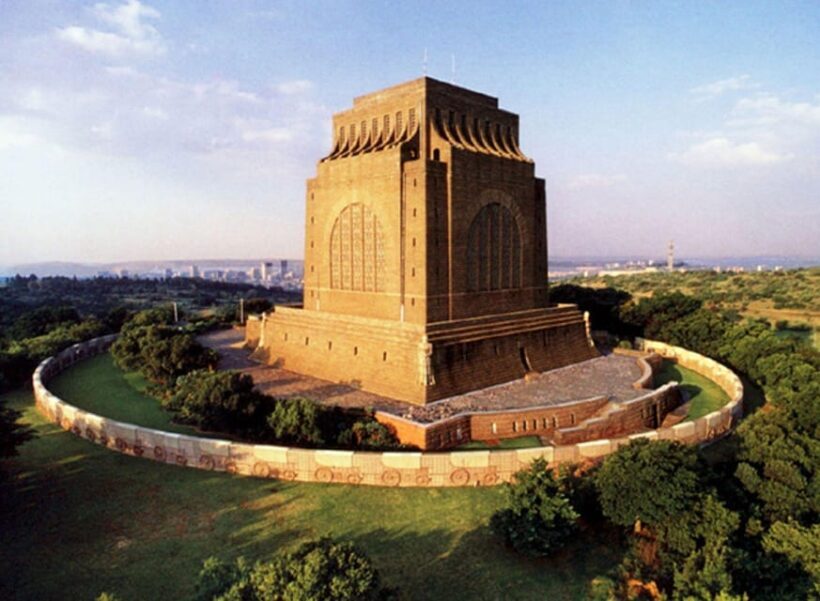 Johannesburg: Pretoria and Soweto via Apartheid Museum - A Detailed Look at the Tour Experience