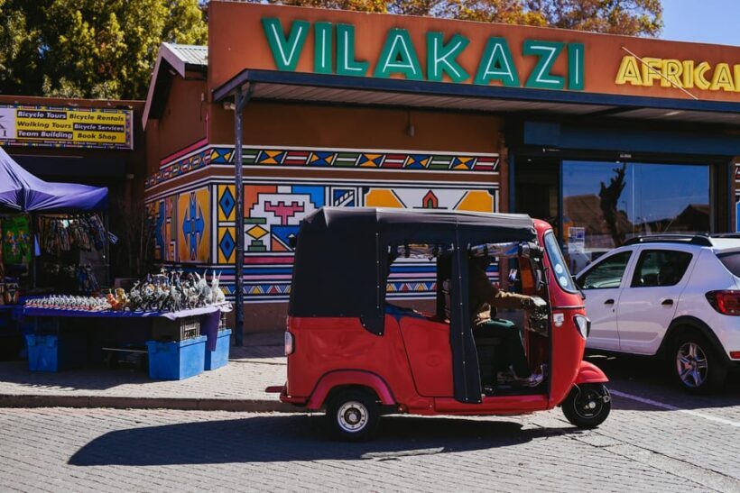 Johannesburg: Soweto Tour by Tuk Tuk - Key Points