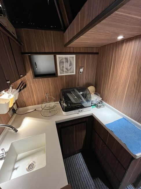 Johor Bahru: Private Charter 1-30pax - Key Points