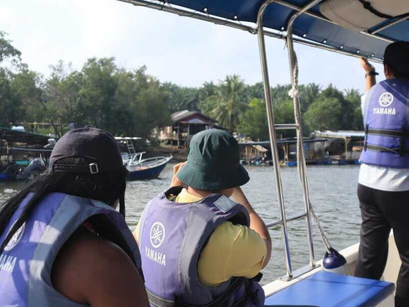 Johor: Sungai Lebam River Cruise with Transfer - How the Tour Feels in Practice