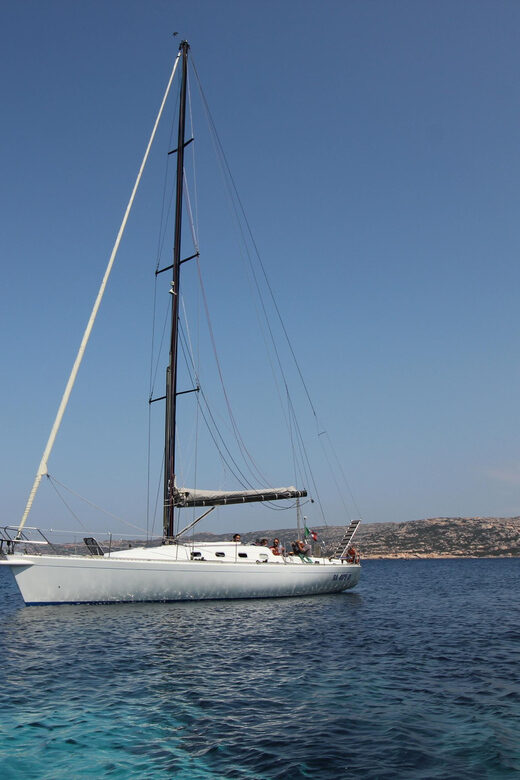 Join us for real sailing experience in Maddalena archipelago - Practical Details and Tips