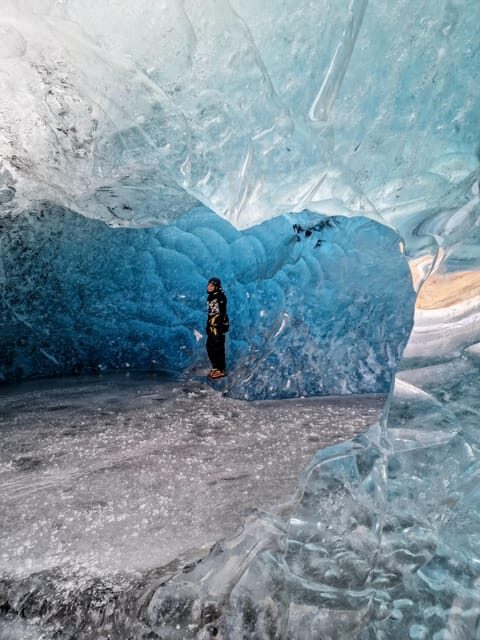 Jökulsárlón: Blue Ice Cave Tour and Glacier Walk - Key Points: