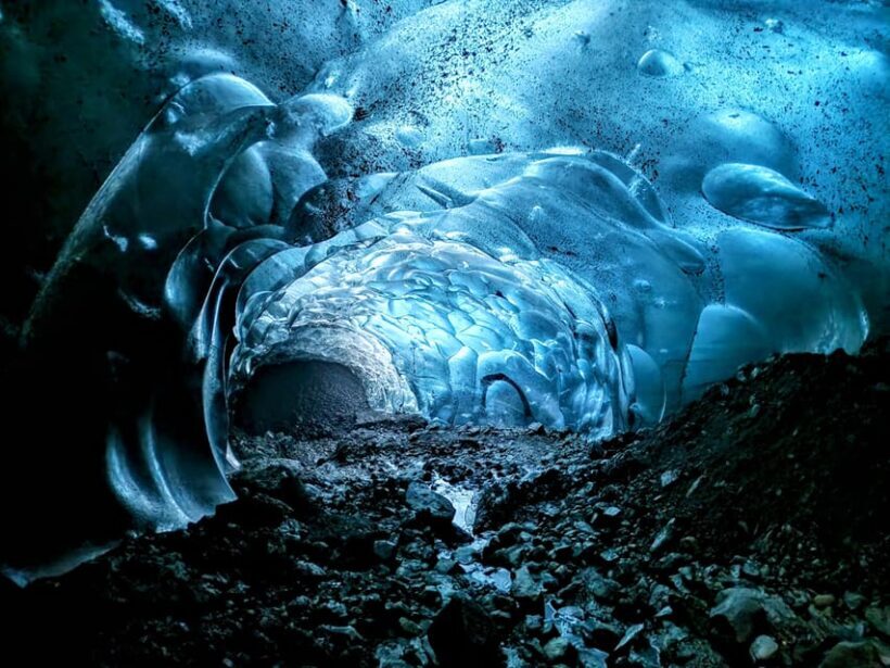 Jökulsárlón: Blue Ice Cave Tour and Glacier Walk - The Value of the Tour