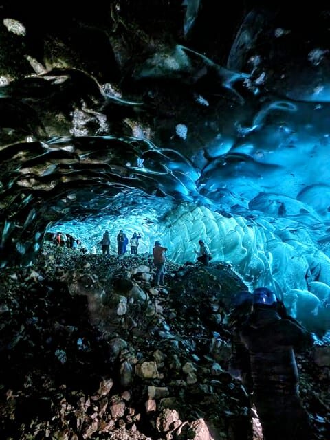 Jökulsárlón: Blue Ice Cave Tour and Glacier Walk - FAQ