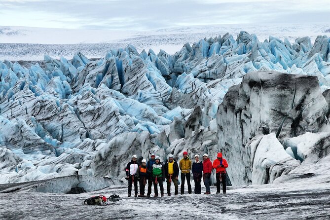 Jökulsárlón: Remote Glacier Hike and a Natural Ice Cave - Meeting Point and Schedule: Getting Started at Jökulsárlón