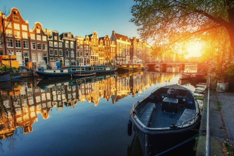 Jordaan, Anne Frank and Leidseplein tour in English - Key Points