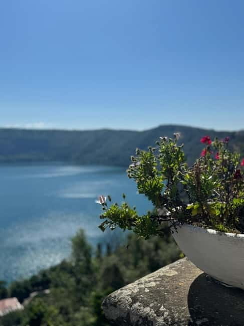 Jubilee: Castel Gandolfo and the gardens of the papal villas - Key Points