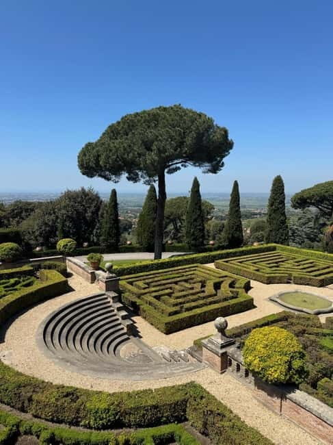 Jubilee: Castel Gandolfo and the gardens of the papal villas - The Overall Experience: A Well-Balanced Tour