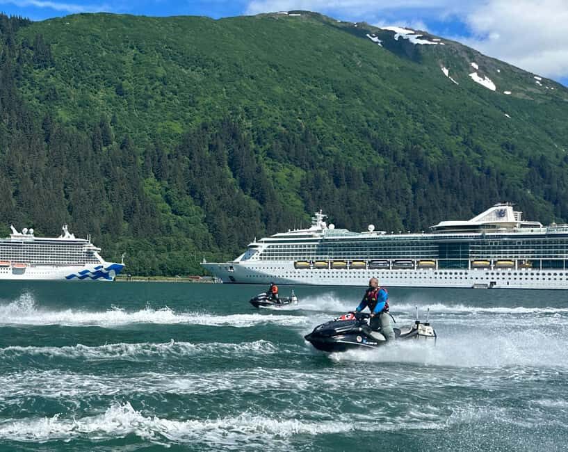 Juneau: 3-hour jet ski glacier view and whale watch - What Makes This Tour Special?