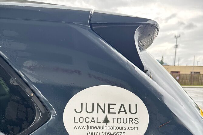 Juneau Private 3 Hour Sightseeing Tour with a Local - Key Points
