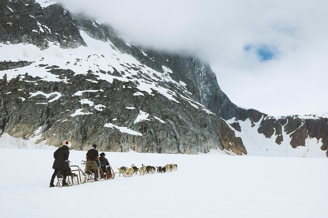 Juneau Shore Excursions: Juneau Helicopter Tour & Dogsledding Experience - Booking and Availability