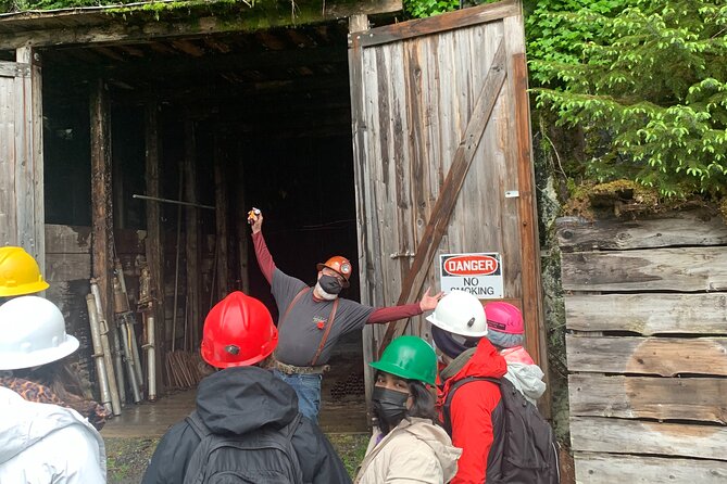 Juneau Underground Gold Mine and Panning Experience - Accessibility and Suitability for Families