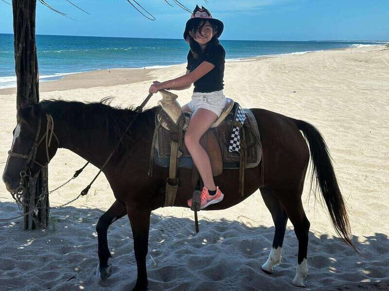 Jungle and beach horseback ride + lunch + mezcal - FAQs