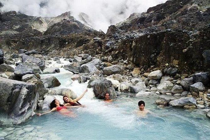 Jungle Tracking & Volcano Crater - An In-Depth Look at the Jungle Tracking & Volcano Crater Tour