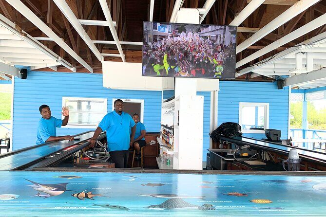 Junkanoo Village Beach Club with Lunch - FAQs